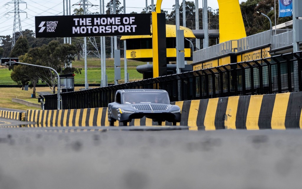 1.000 Kilometer in 11:53.32 Stunden: Solarauto Sunswift 7 stellt neuen ...